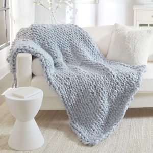 9 Finger Knit Blanket Free Patterns ⋆ Bright Stuffs